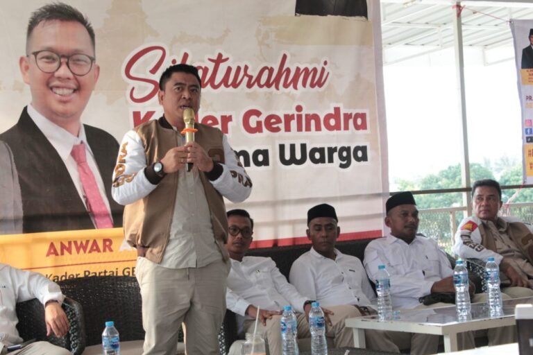 Endipat Wijaya Sapa Pendukung Prabowo di Nongsa - Own Talk